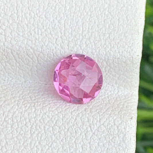 August Tourmaline Guide | Colors, Meanings & Buying Tips 2026
